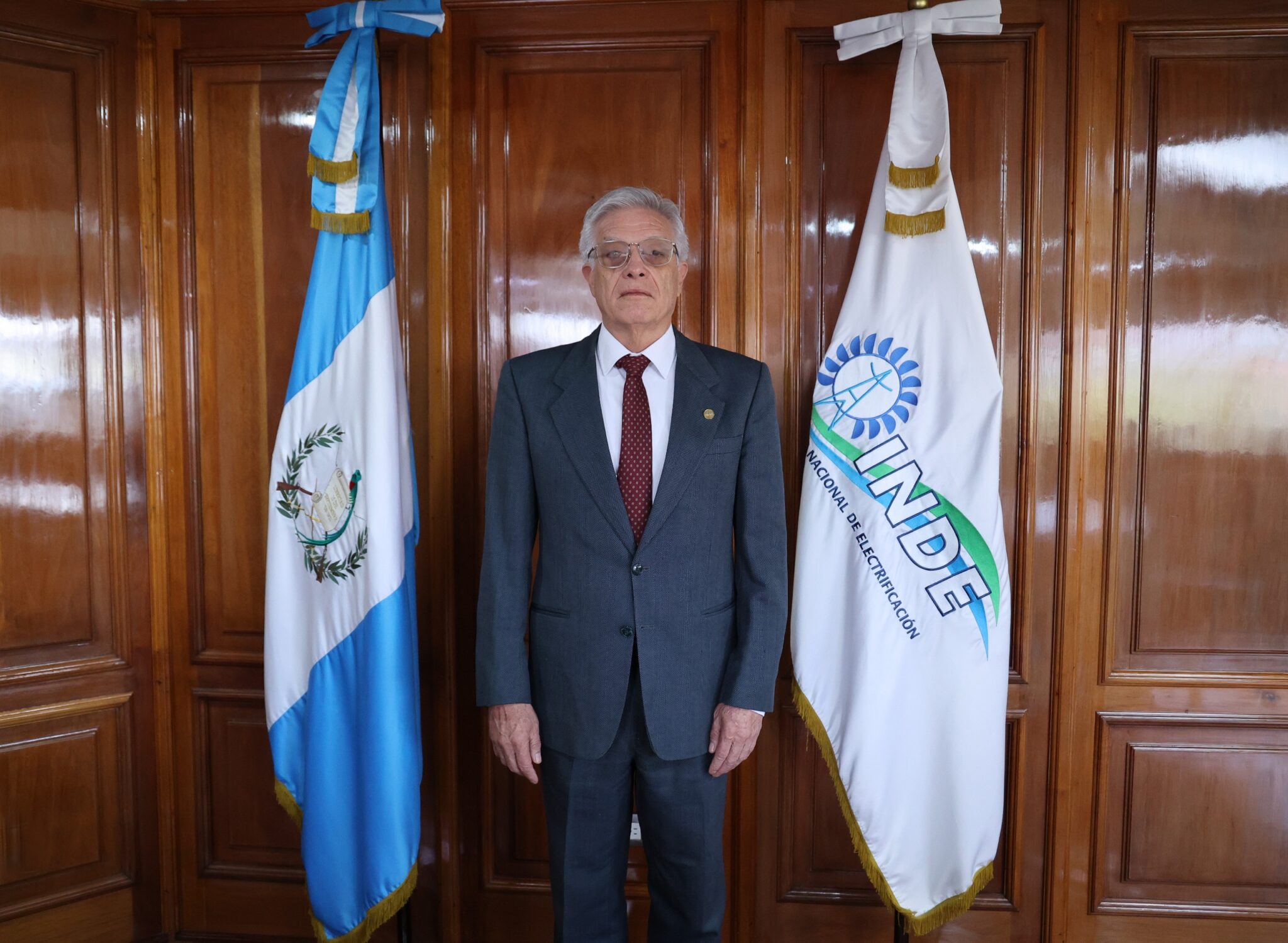 Asume el nuevo Gerente General del Instituto Nacional de ...