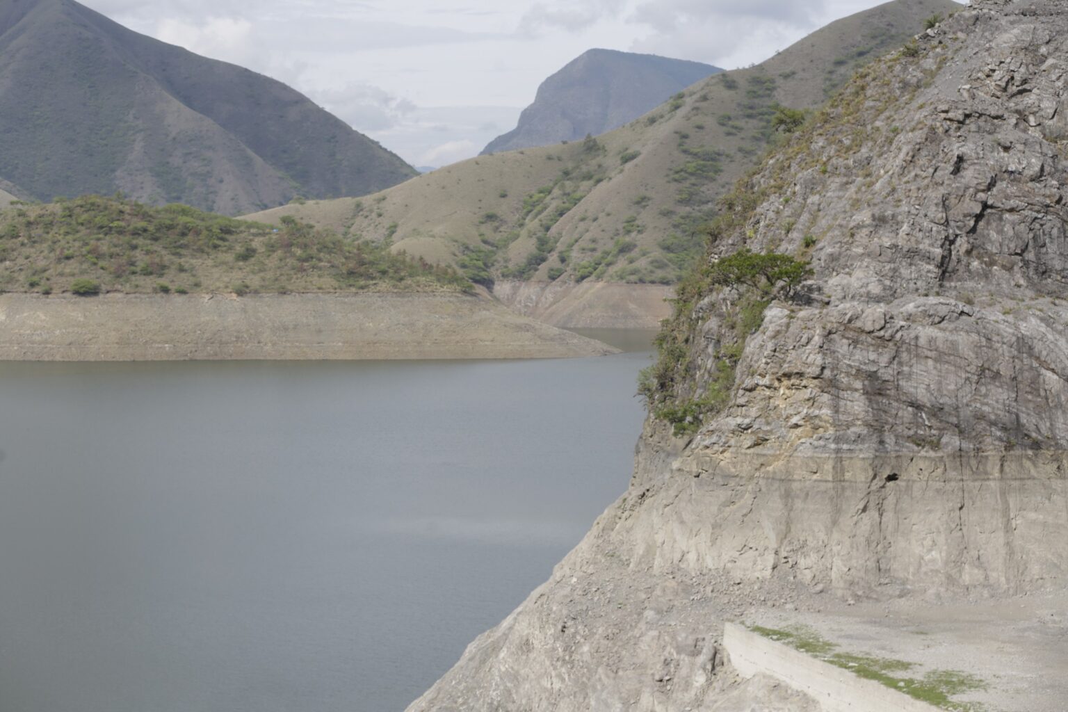 MEM presenta planes de operación de Planta Hidroeléctrica Chixoy - Ministerio de Energía y Minas.