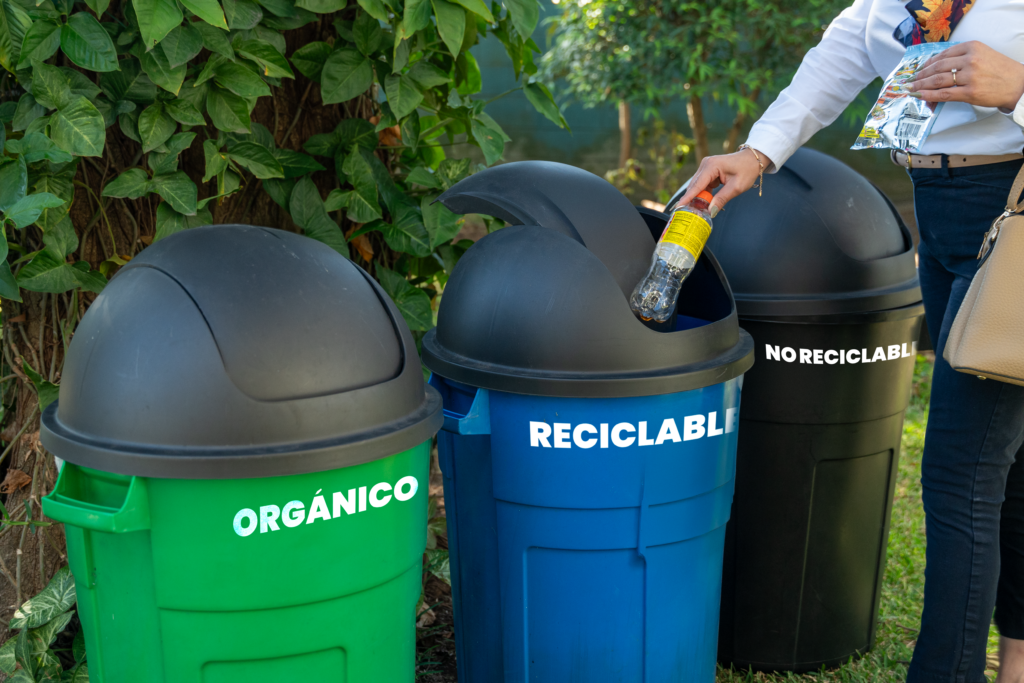 Entra en vigencia nueva ley para la clasificación de desechos sólidos y ...